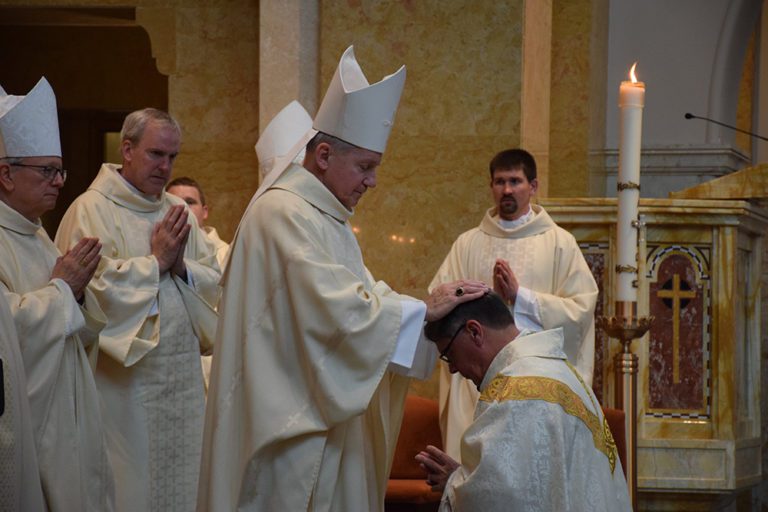 Bishop Felton ordained, installed for Duluth in northeastern Minnesota
