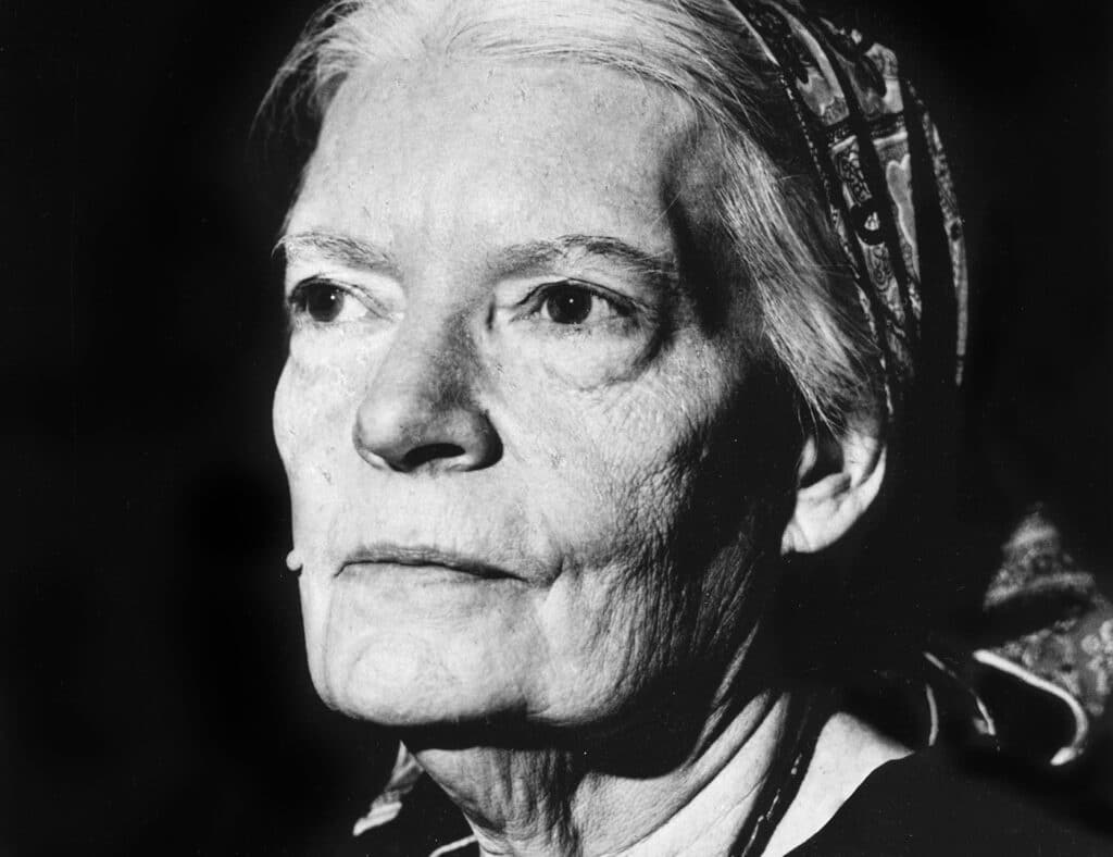 Startling Dorothy Day taught my mom a treasured lesson