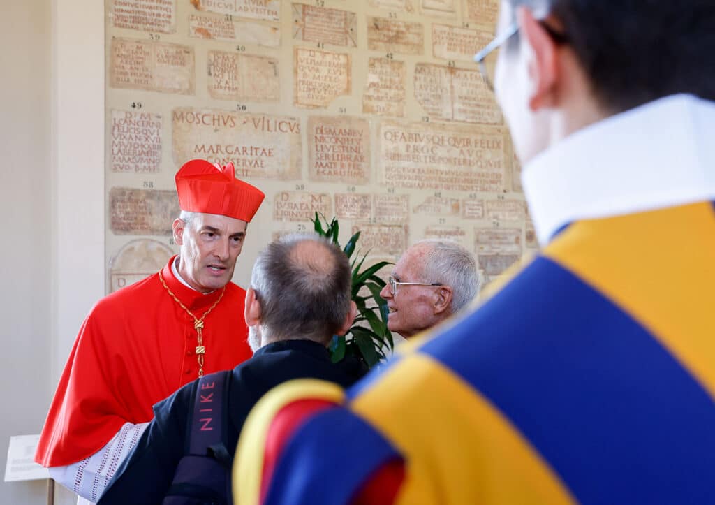 Italian consul fights to save UK girl's life after judge orders removal ...