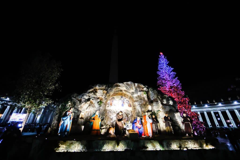 PHOTOS: Pope dedicates special anniversary Nativity scene