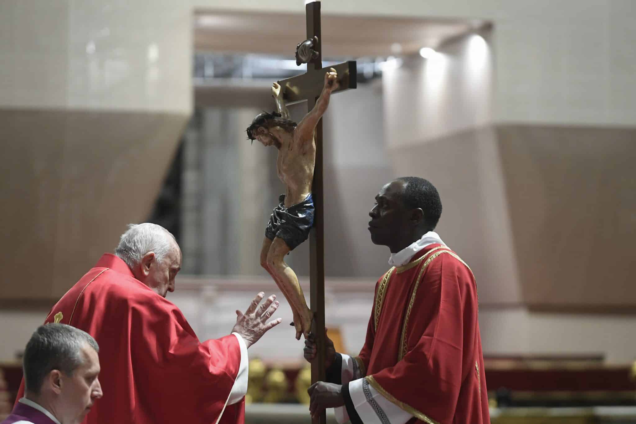 Priests are essential to the synod's success, cardinal says