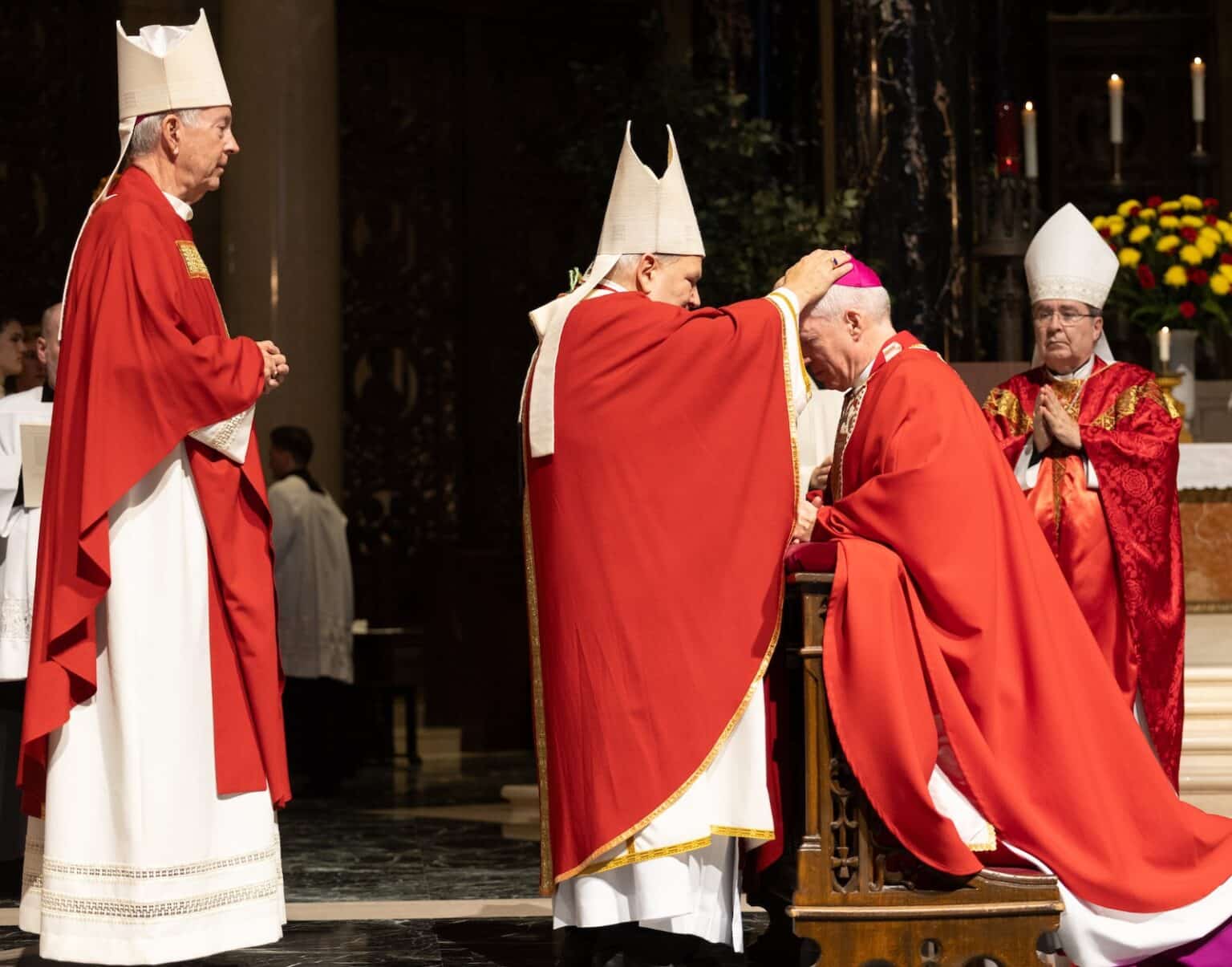Newly ordained auxiliary bishop urges all to follow Christ's heart