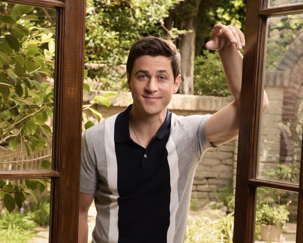 Actor David Henrie talks prayer life, Advent traditions with family