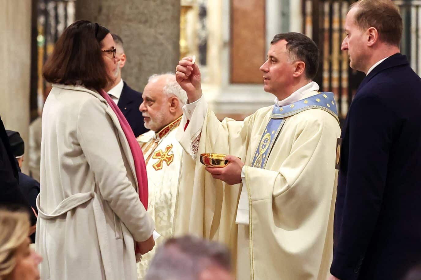 Why can't non-Catholics receive Communion?