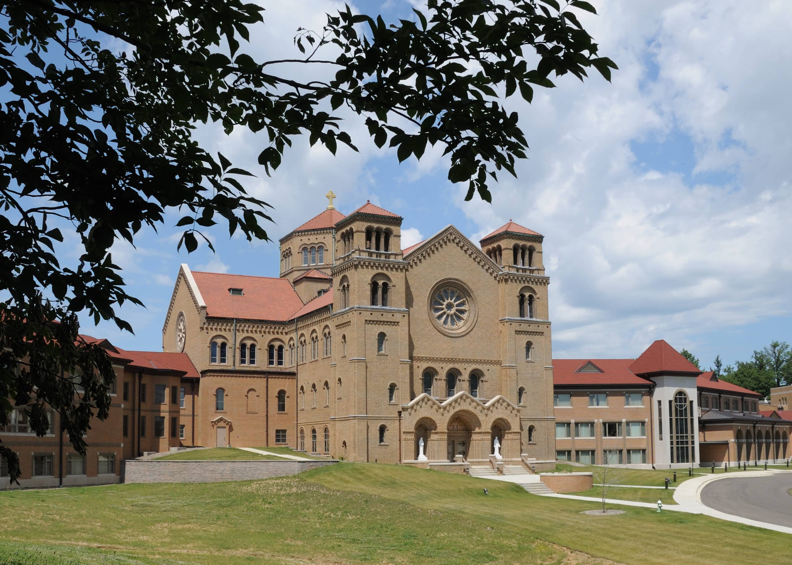 New Norbertine priory and institute share Christ with the world