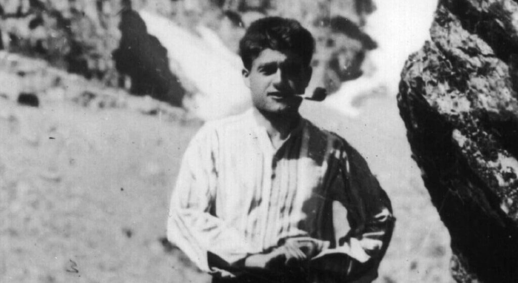 Pilgrims adjust to new date for Frassati canonization